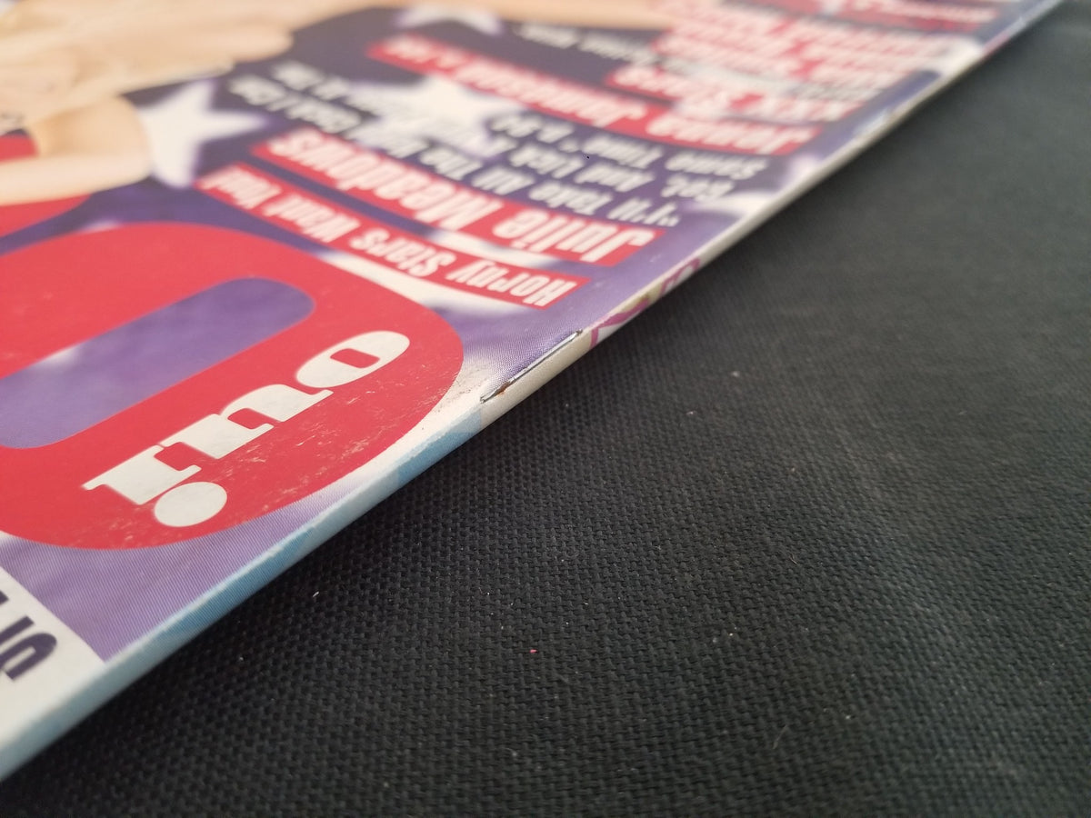 Oui February 2002 - Adult Magazine – Discreet Retail